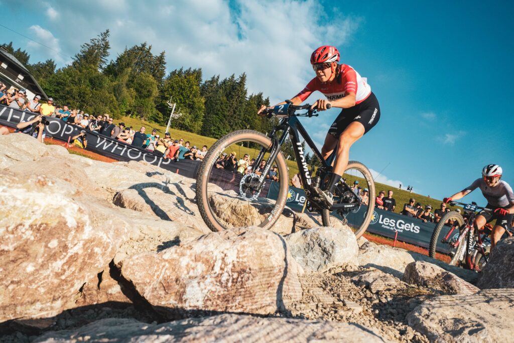 Podium finish in the XCC race of Les Gets for Alessandra Keller ...